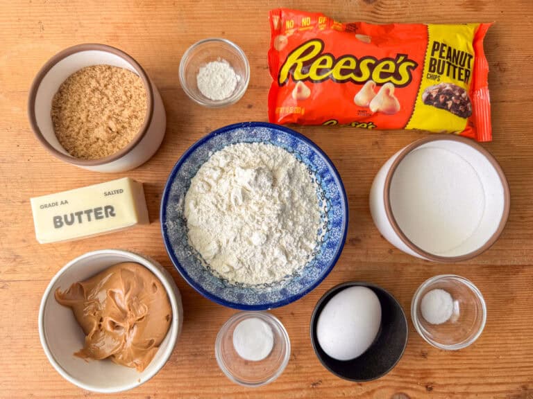 GIANT PEANUT BUTTER COOKIES - Next Level Baker